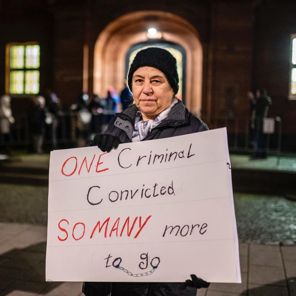 Ergastolo per l’ex colonnello Anwar Raslan, condannato per crimini ...